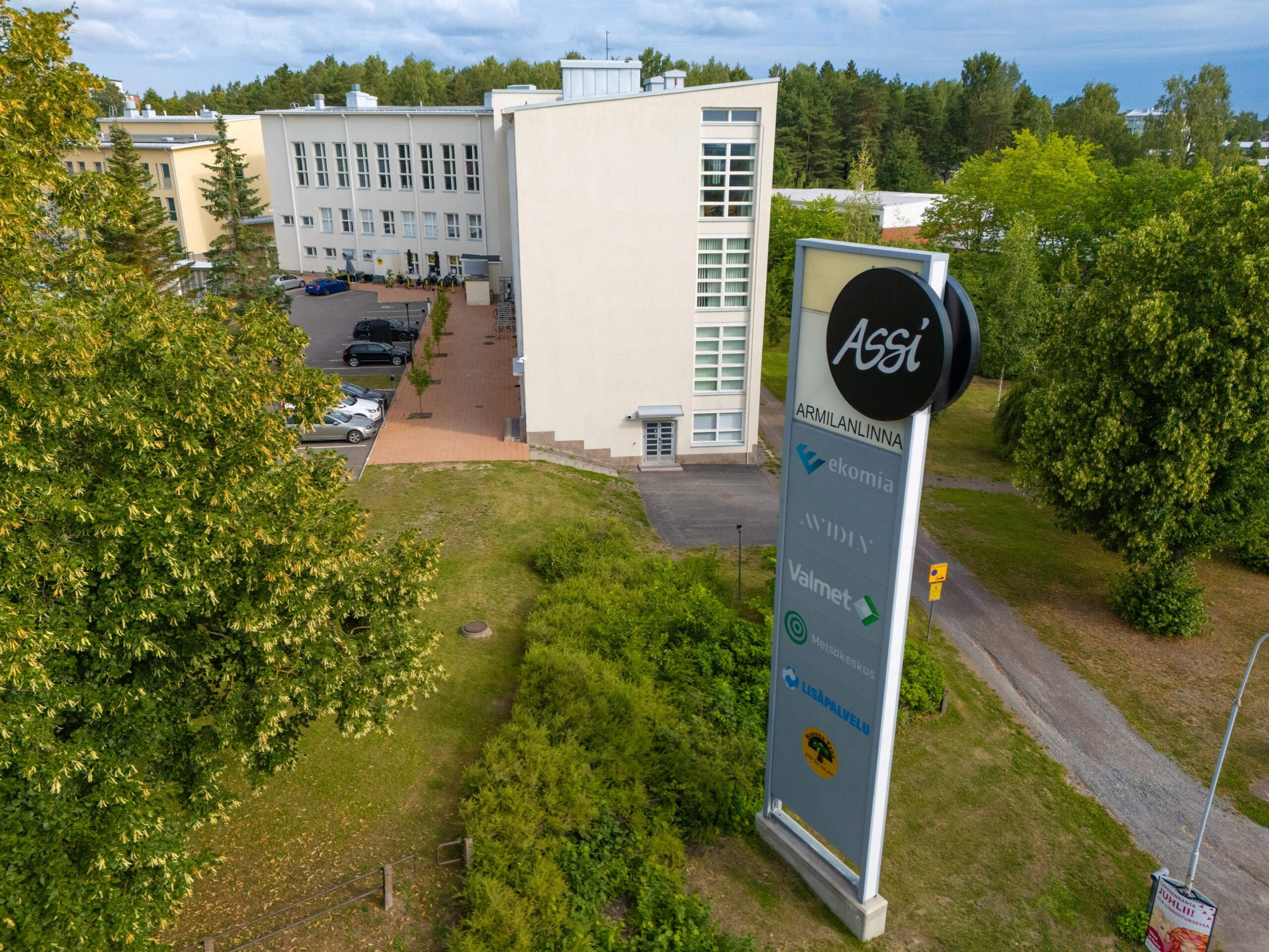 Assi Group | Toimii, ja tilaa on.